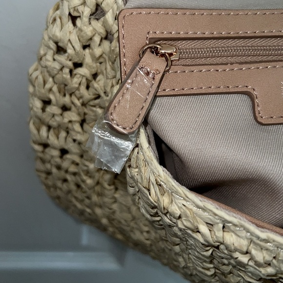 LC Lauren Conrad | Bags | Lc Lauren Conrad Crossbody Adjustable | Poshmark